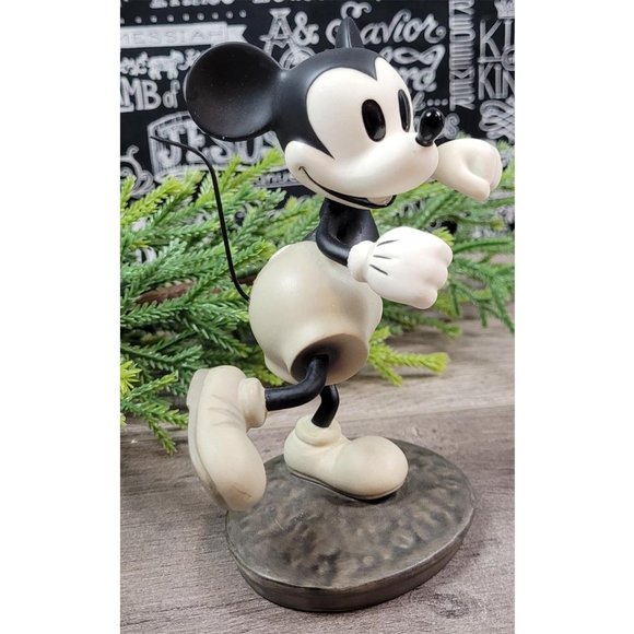 Disney | Accents | Classics Disney Mickey Mouse The Delivery Boy Hey ...